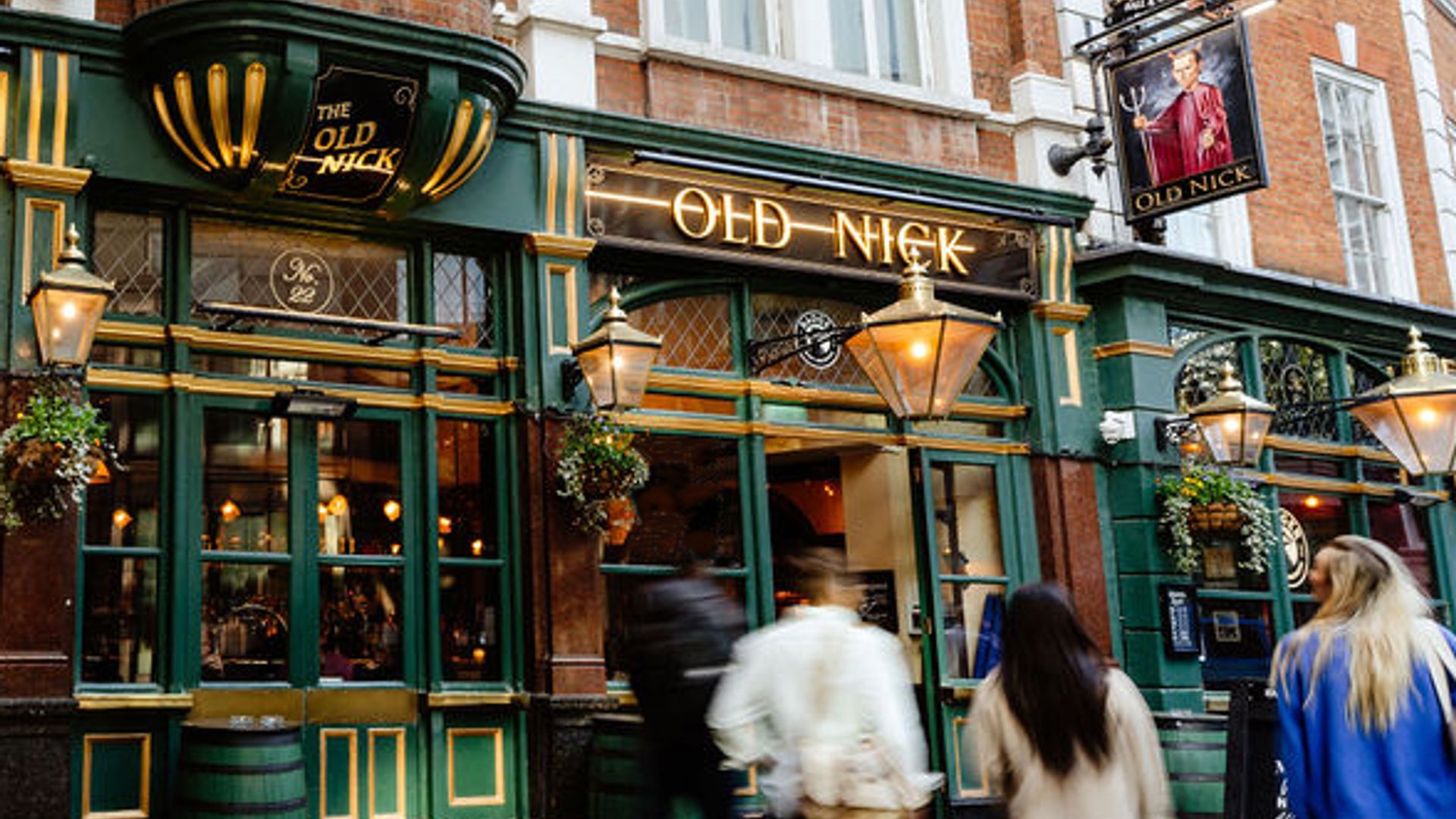 Old Nick Pub, Holborn | Traditional Old Pub in Central London
